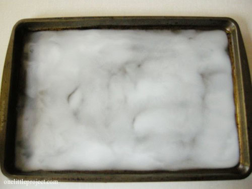 Peroxide and baking soda to clean old cookie sheets?