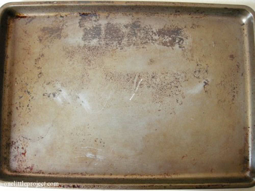 Peroxide and baking soda to clean old cookie sheets?