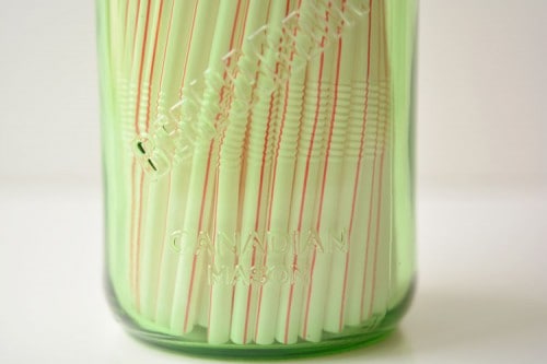Bowl of Worms: How to Make Jello Worms