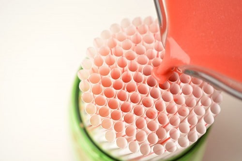 Bowl of Worms: How to Make Jello Worms