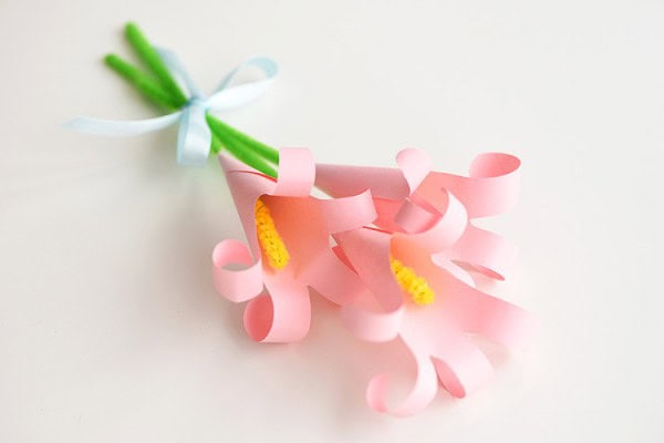 Handprint Lilies | How to Make an Easy Paper Lily