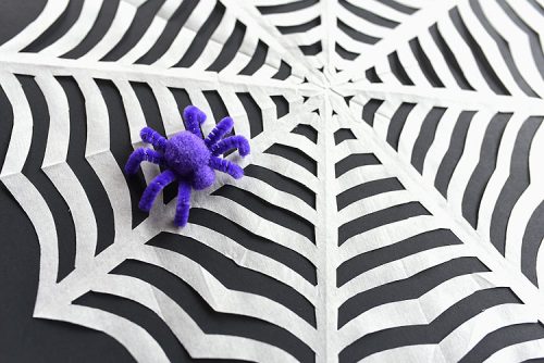 How to Make Paper Spiderwebs | Paper Spiderweb Craft
