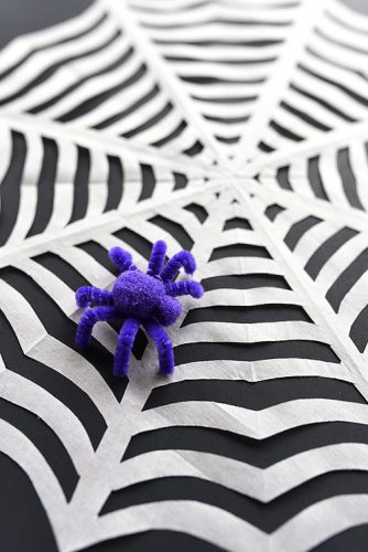 How to Make Paper Spiderwebs | Paper Spiderweb Craft