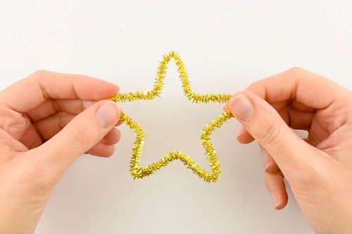Easy Pipe Cleaner Star Ornaments - One Little Project