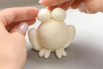 Clay Frog | How to Make a Clay Frog Sculpture