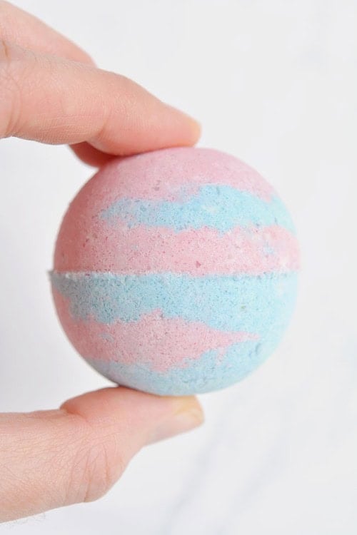 How to Make Bath Bombs | Bath Bomb Recipe