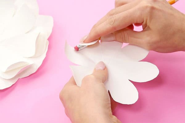 Paper Plate Flowers | DIY Paper Flower Wall Decor