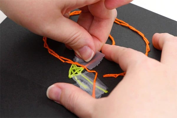 Halloween String Art Cards | DIY String Art for Fall