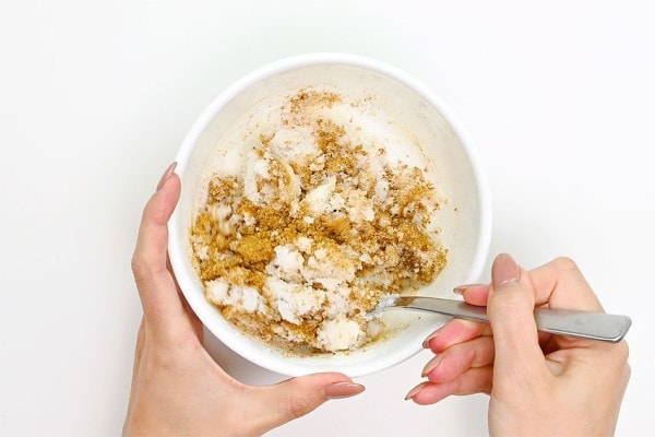 Pumpkin Spice Sugar Scrub | How to Make Sugar Scrub for Fall