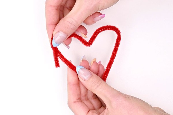 Macrame Heart | Easy Macrame Hearts for Valentine's Day