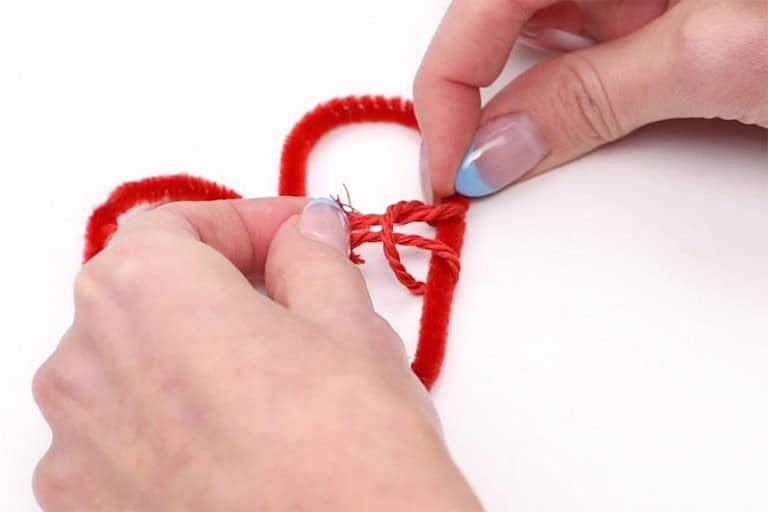 Macrame Heart | Easy Macrame Hearts for Valentine's Day