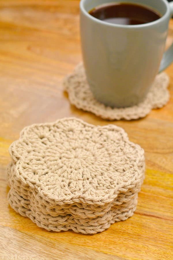 Easy Crochet Coasters | Free Beginner Crochet Coaster Pattern