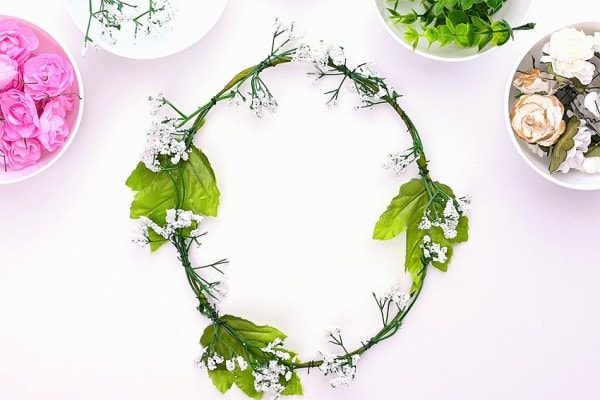 How to Make a Flower Crown | DIY Flower Crowns