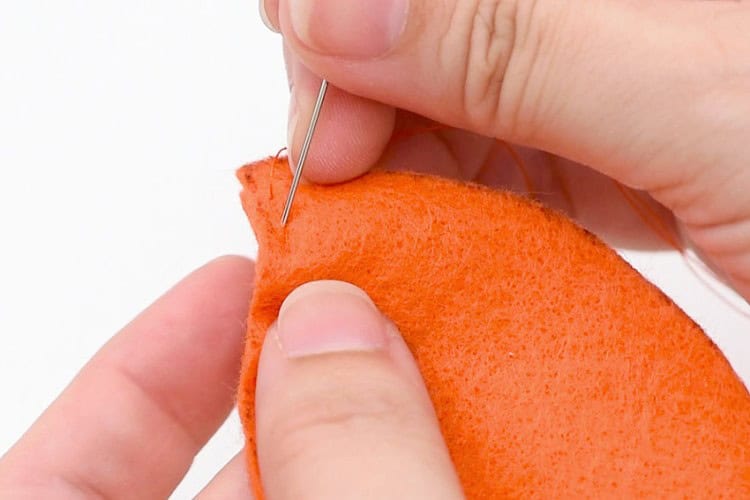 Free Felt Pumpkin Pattern | Cute and Easy DIY Pumpkins