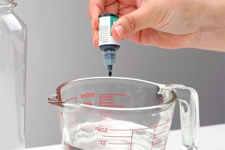 Oil and Water Sensory Bottles | Layered Color Mixing Sensory Bottle