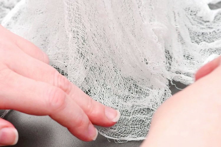 Cheesecloth Ghost | How to Make Cheesecloth Ghosts for Halloween