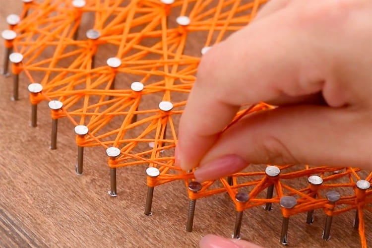 DIY Pumpkin String Art | Free Printable String Art Pumpkin Template!