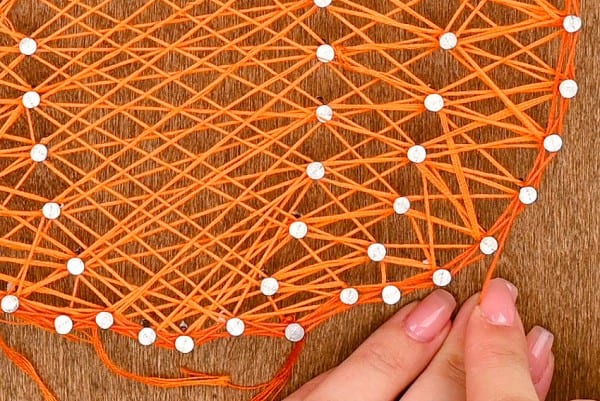 DIY Pumpkin String Art | Free Printable String Art Pumpkin Template!
