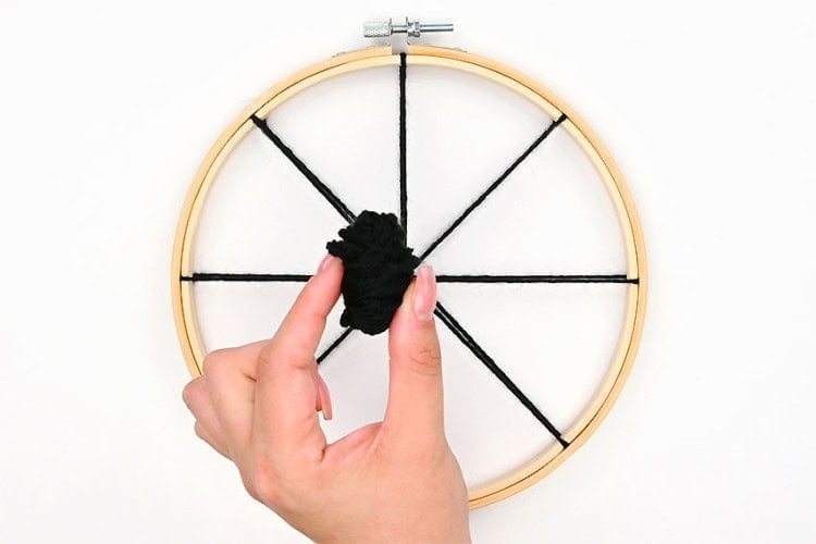 Yarn Spider Web Craft | How to Make a Spider Web from Yarn