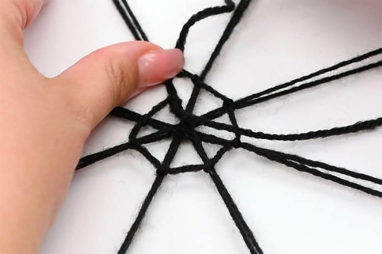 Yarn Spider Web Craft | How to Make a Spider Web from Yarn