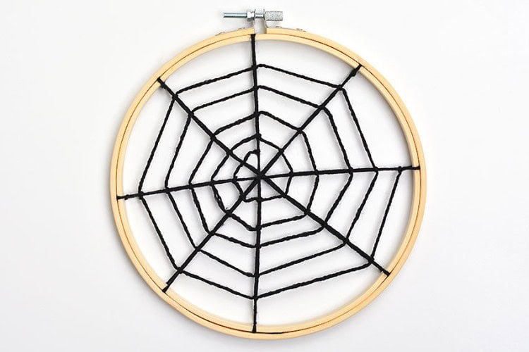 Yarn Spider Web Craft | How to Make a Spider Web from Yarn