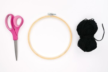 Yarn Spider Web Craft | How to Make a Spider Web from Yarn