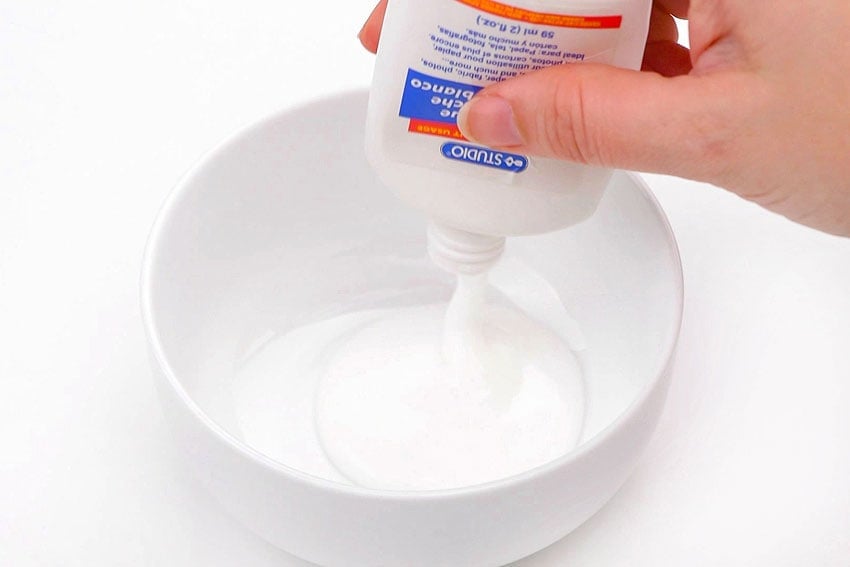 DIY Snow Paint | How to Make Puffy Snow Paint (So Fun!!)