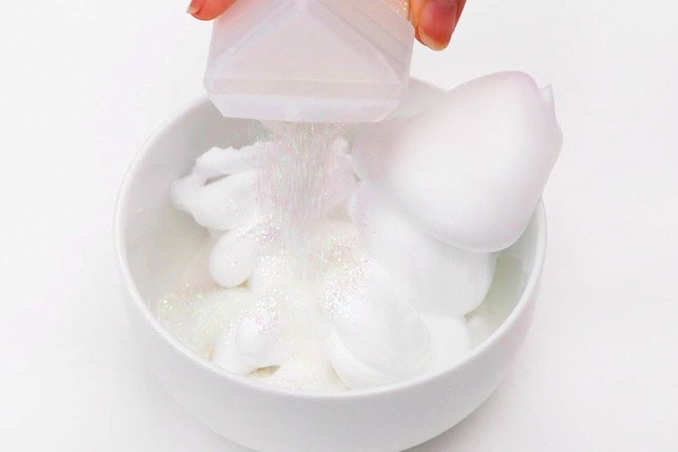 DIY Snow Paint | How to Make Puffy Snow Paint (So Fun!!)