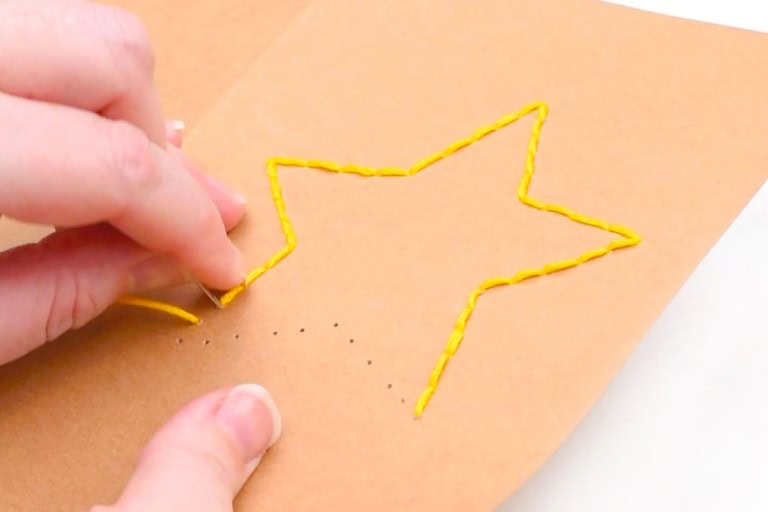 String Art Christmas Cards | Easy DIY String Art Cards