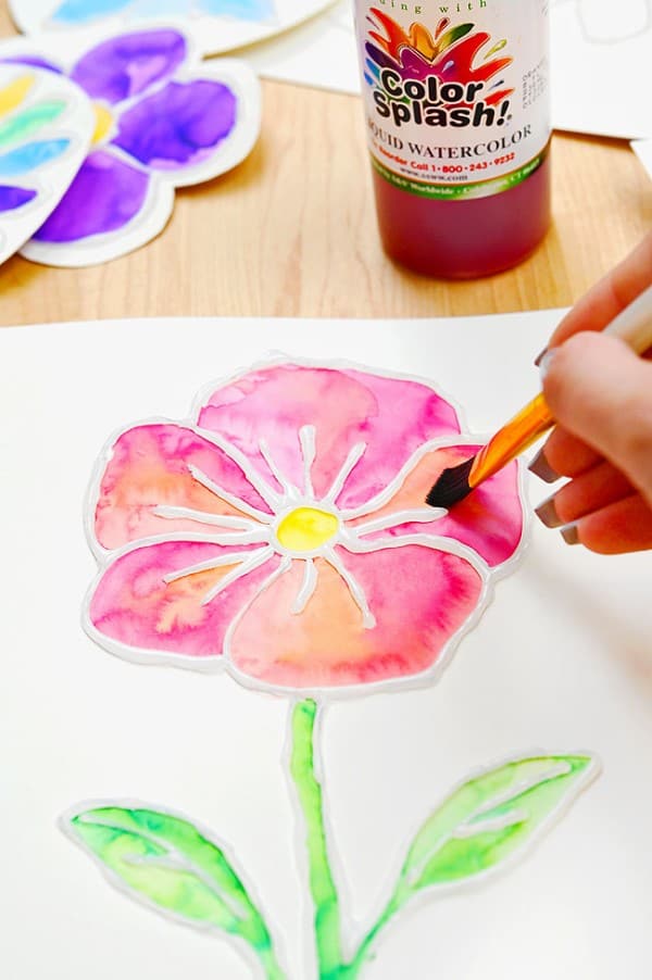 Glue Gun Art Flowers | How to "Paint" with a Hot Glue Gun