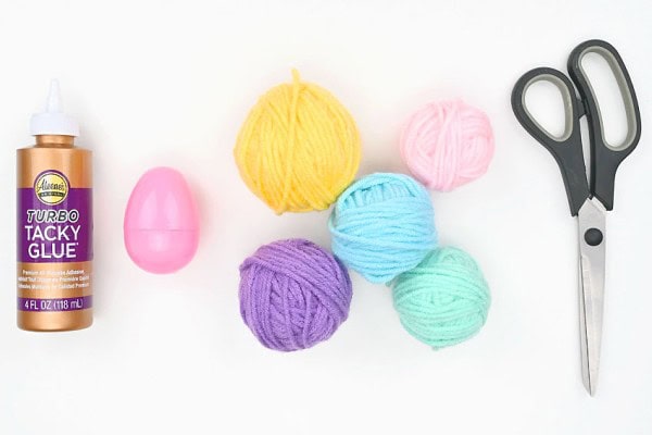 Yarn Easter Eggs | DIY Yarn Wrapped Easter Eggs