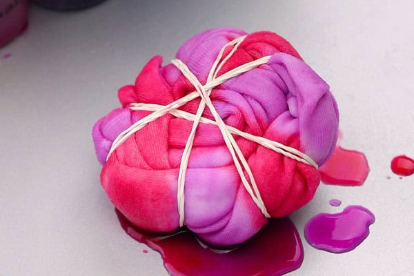 How to Tie Dye Socks | DIY Tie Dye Socks Tutorial