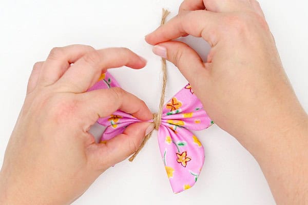 DIY Fabric Butterflies | How to Make a Fabric Butterfly (Free Pattern!)