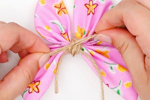 DIY Fabric Butterflies | How to Make a Fabric Butterfly (Free Pattern!)