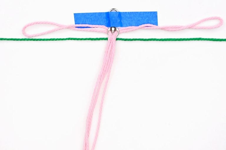 Macrame Flower Keychain | Easy Daisy Macrame Keychain Pattern