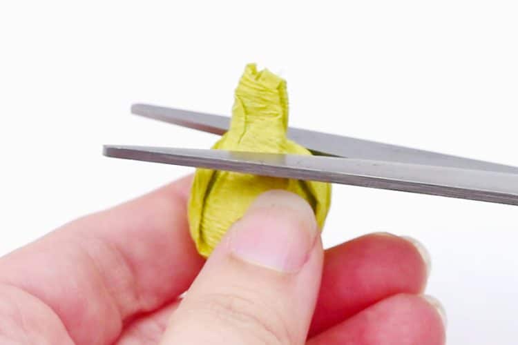 Crepe Paper Poppies | How to Make a Paper Poppy