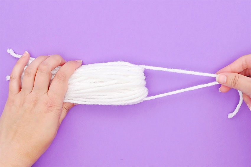 Yarn Ghost Craft | Fun and Easy Tassel Ghosts