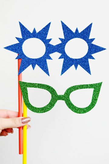 Glitter Party Glasses | Easy Photo Booth Props (Free Templates!)