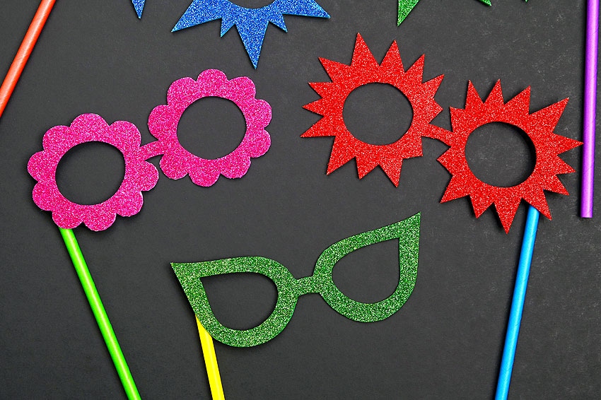 Glitter Party Glasses | Easy Photo Booth Props (Free Templates!)