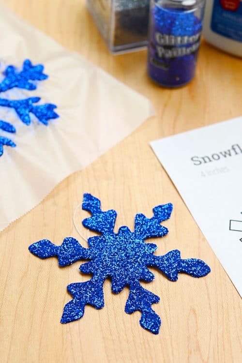 Glitter Snowflakes Craft | Easy Glitter Glue Snowflake Ornaments