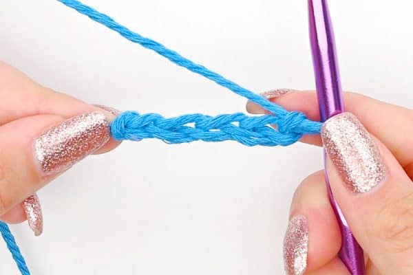How to Half Double Crochet | Half Double Crochet (hdc) Stitch
