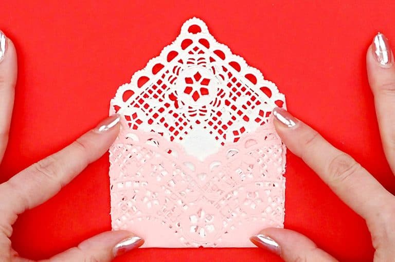Heart Doily Envelope (With Free Printable Valentine's Cards!)