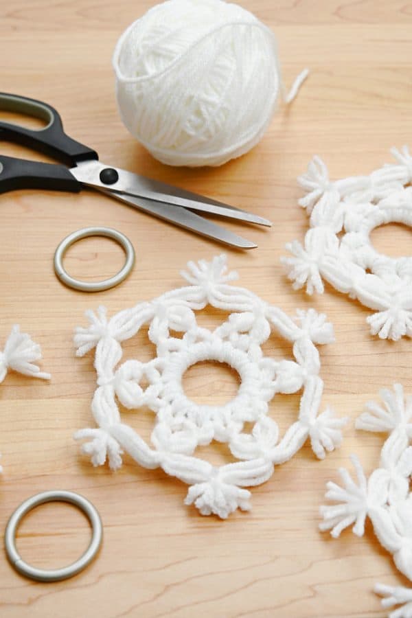 Yarn Snowflakes | Easy Yarn Snowflake Craft