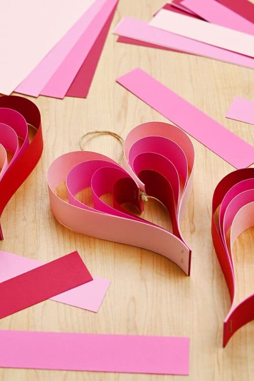 Paper Strip Hearts | Easy Paper Strip Heart Craft