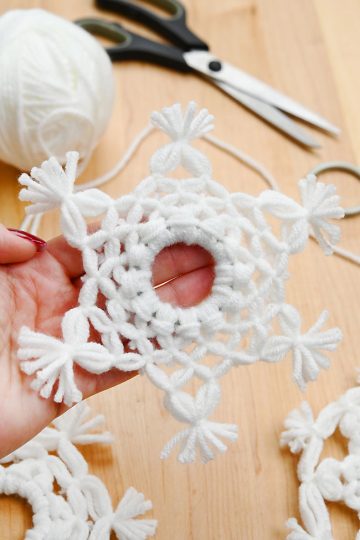 Yarn Snowflakes | Easy Yarn Snowflake Craft