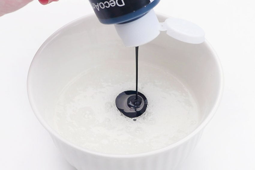 How to Make Black Slime (Glossy, Stretchy & Satisfying)