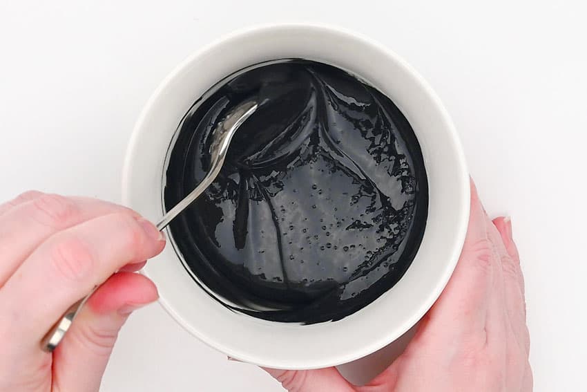 How to Make Black Slime (Glossy, Stretchy & Satisfying)