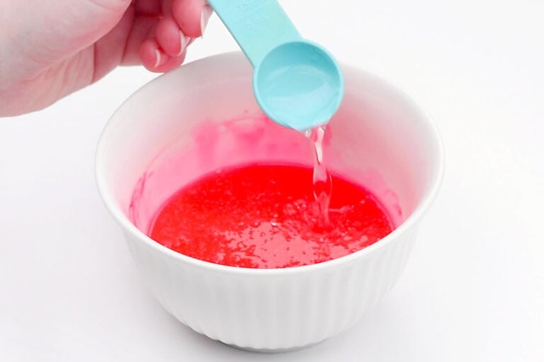 How to Make Rainbow Slime – Easy DIY Rainbow Slime Recipe