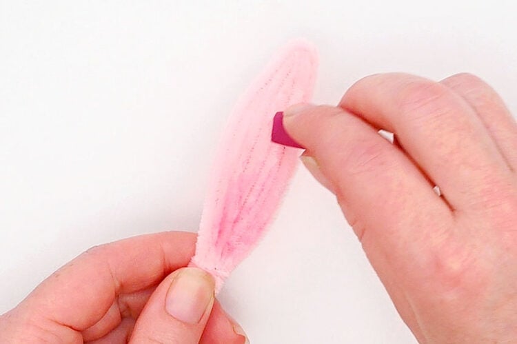 Pipe Cleaner Lily - Easy Flower Craft with Pipe Cleaners