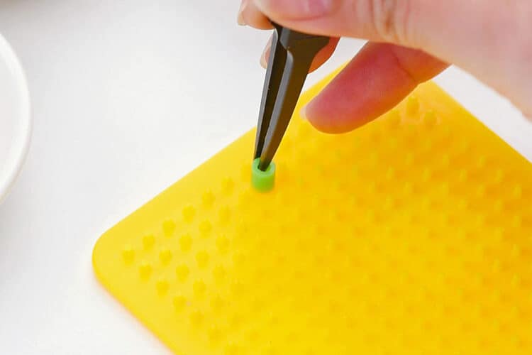 Kawaii Perler Bead Patterns (Free!) - Cute Melty Bead Designs